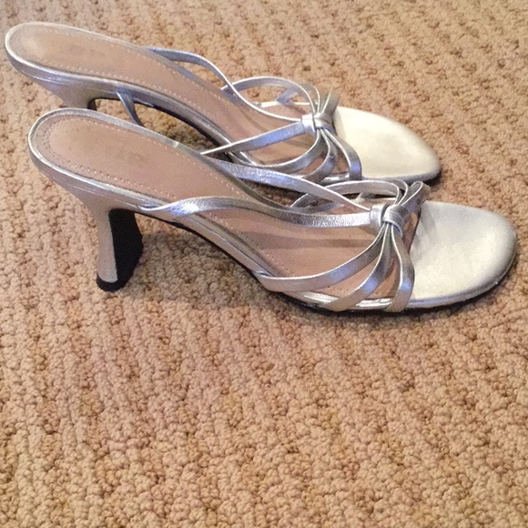 bp | Shoes | Silver Open Toe Sandals 3 Heels | Poshmark